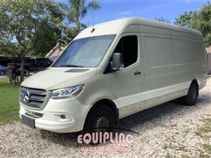 Browse Our SPRINTER Box Trucks for Sale by Model