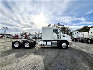 EquipLinc Trucks & Equipment